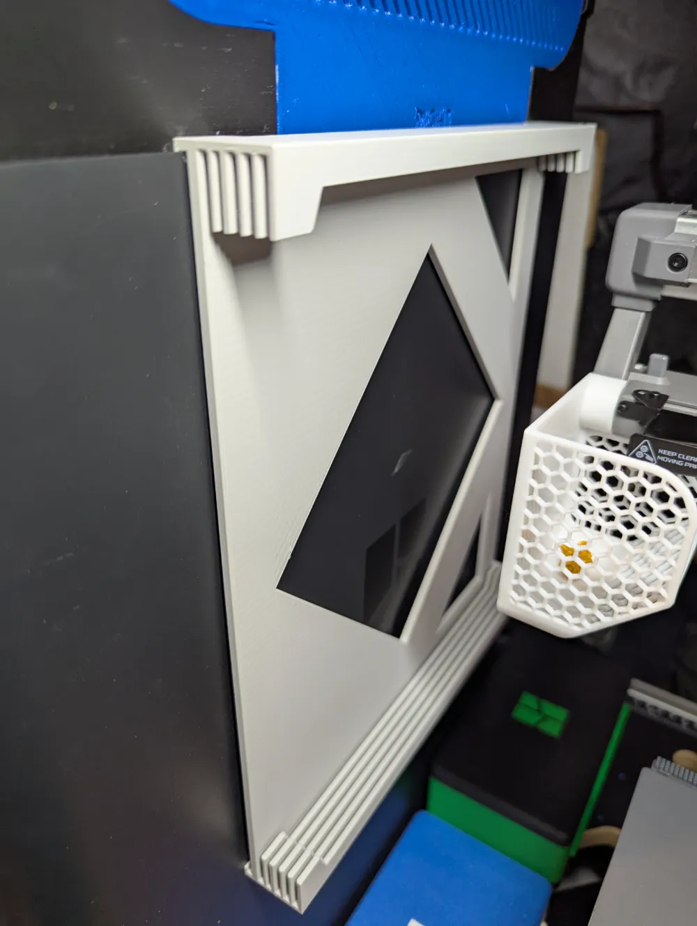 Build Plate Side Holder for P1S and X1C BPH_V7 by swampi - MakerWorld