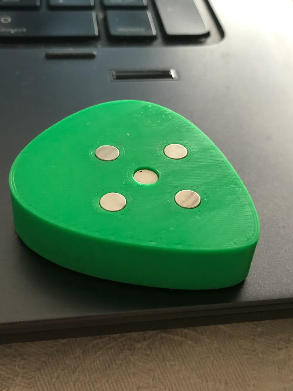 Chunky Guitar Fidget Pick by kevr102 - MakerWorld
