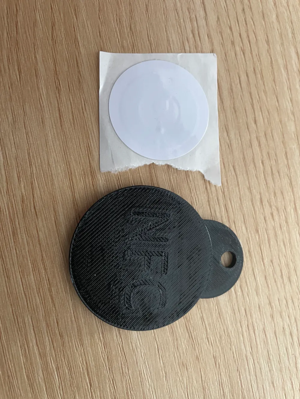 NFC Keychain with Print Pause by bodosg - MakerWorld