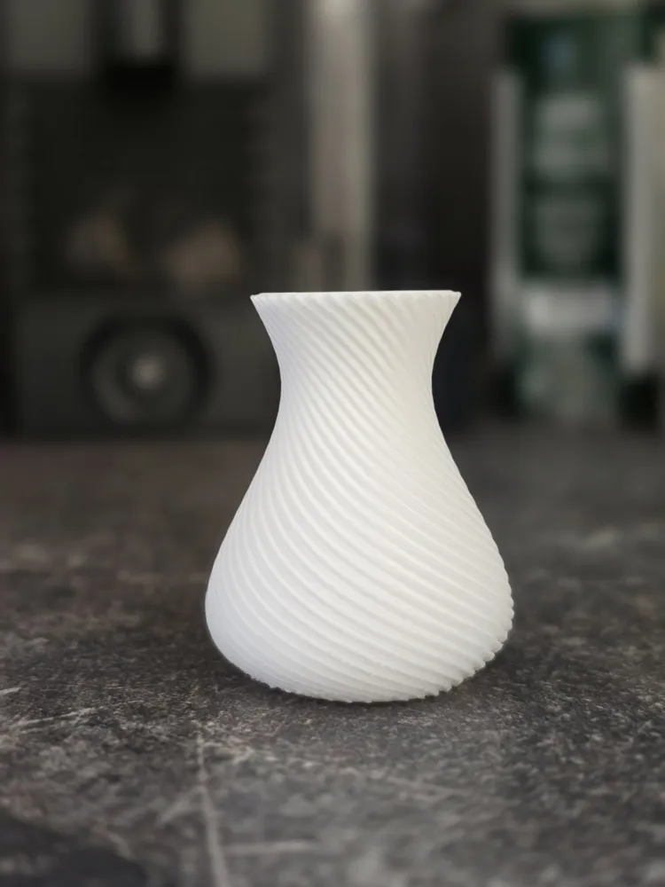 Helix Vase - Free 3D Print Model - MakerWorld