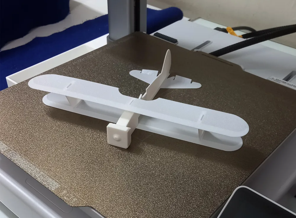 PAPER BIPLANE by MauricioDUARTE - MakerWorld