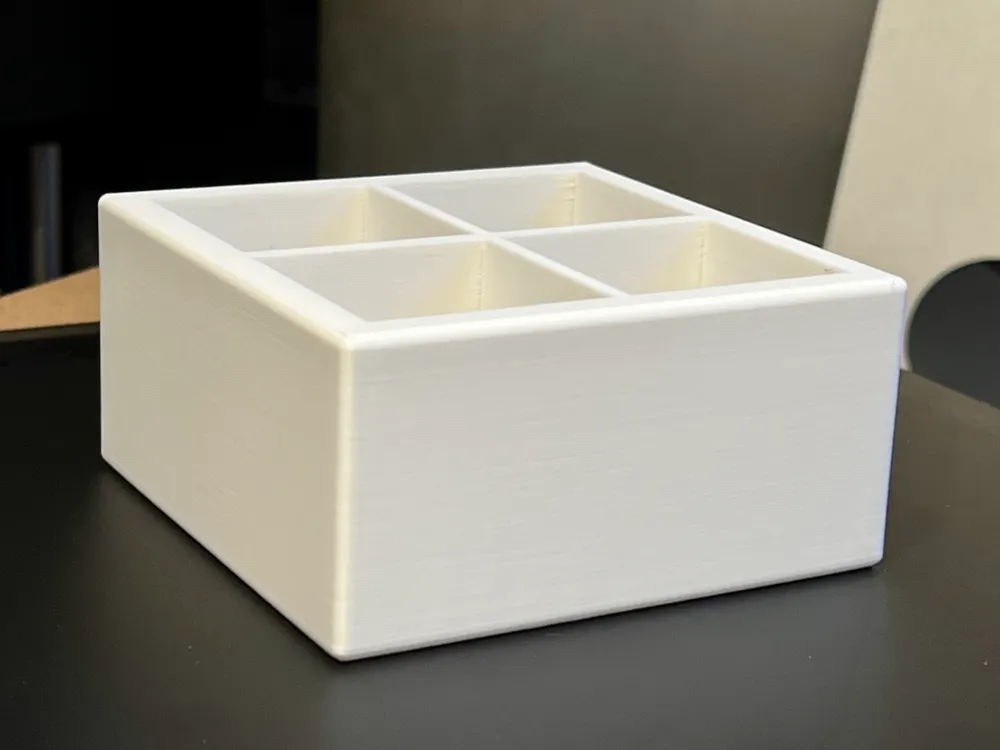 Dollhouse model, 2x2 Shelving unit, scale 1:8 by fijter - MakerWorld