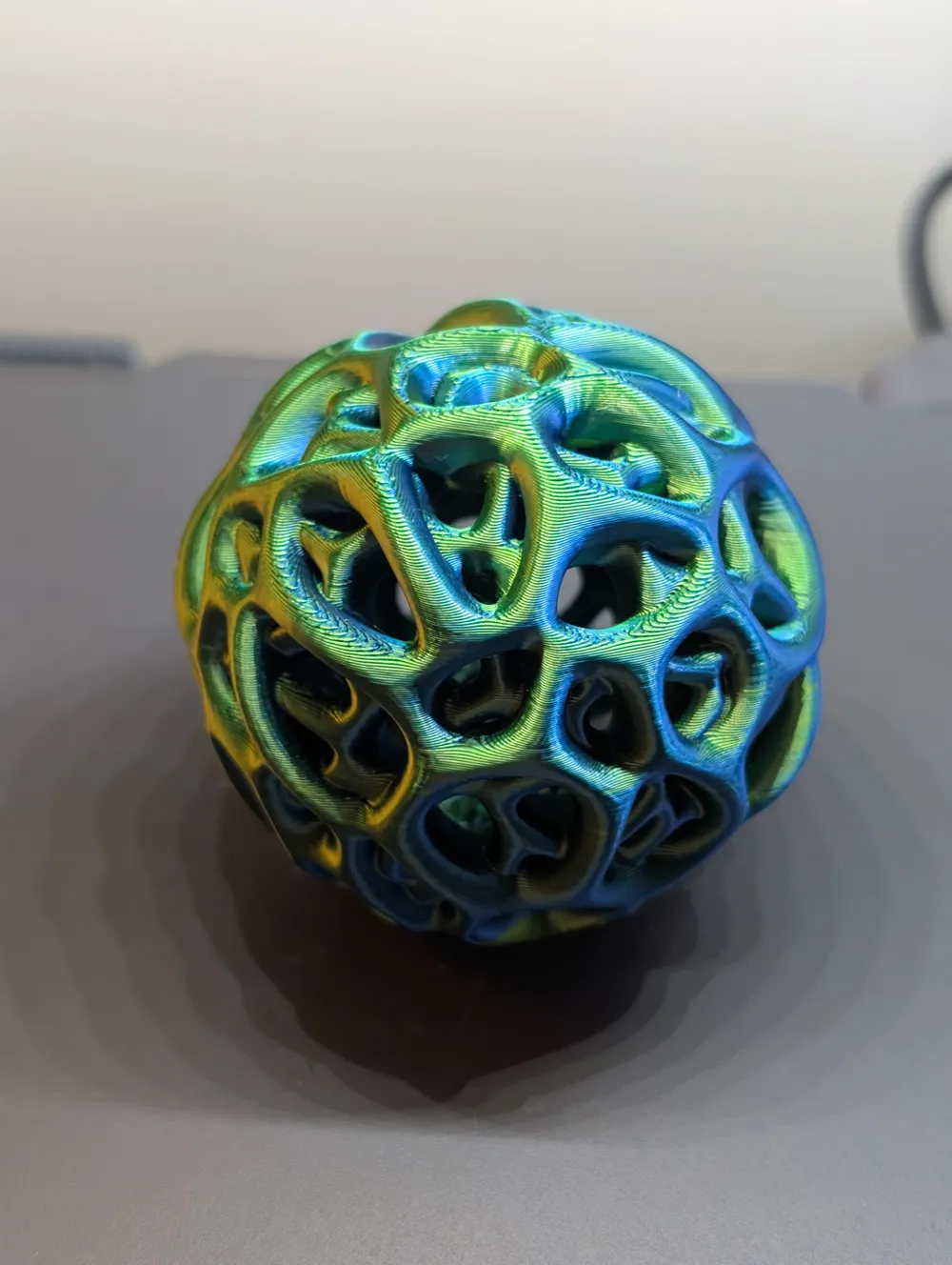Voronoi Sphere by RobbitHobbit22 MakerWorld: Download Free 3D Models