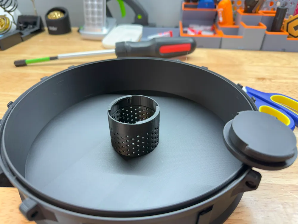 Filament Spool Container Twist Lock Remixed by Eric MakerWorld ...