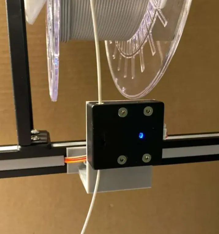Ender 3 Max Pro Filament Sensor Mount by T Cederlund - MakerWorld