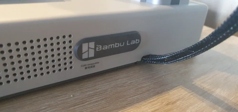 A1 Mini AMS Port Cover Remixed by DOA3D. - MakerWorld