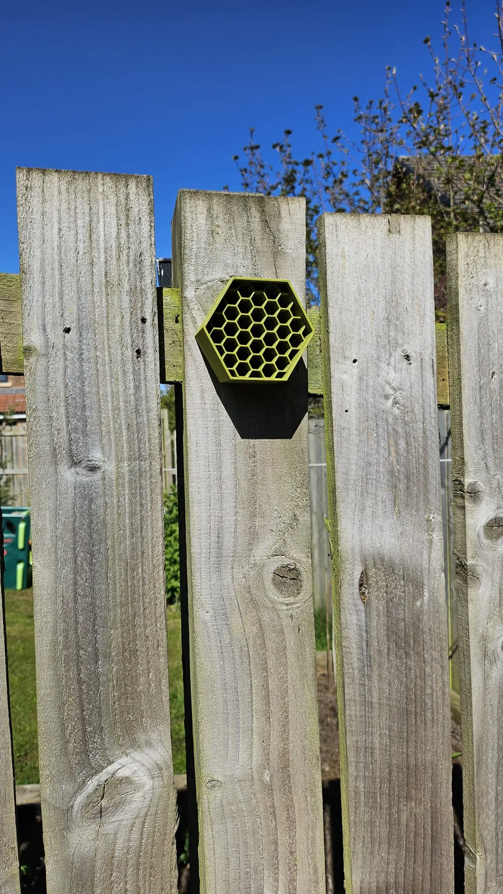 Bee Hotel by Kathryn_R MakerWorld: Download Free 3D Models