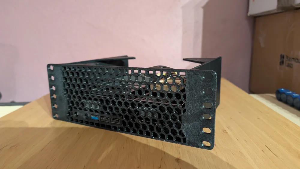 Minisforum MS-01/MS-A1/MS-A2 10 inch 2u rack mount by bastian123f ...