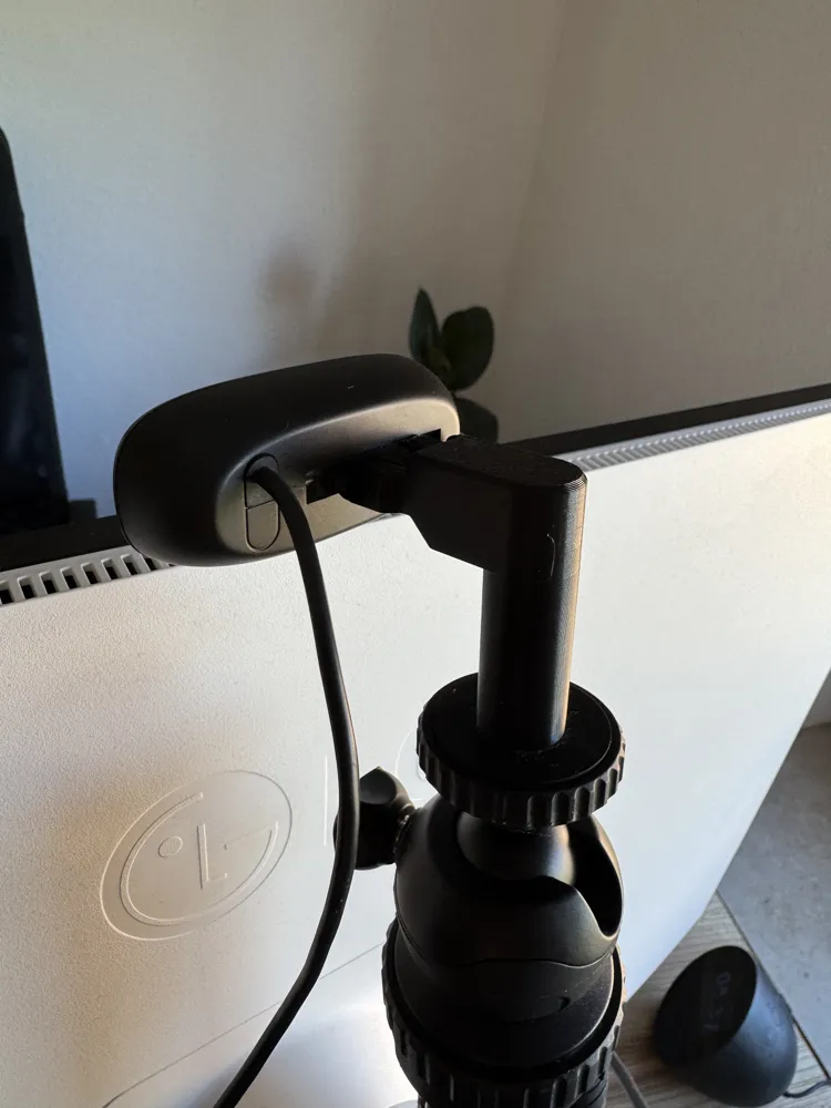 1/4 UNC Mount Adapter for Logitech C270 Webcam by flawer98MakerWorld ...