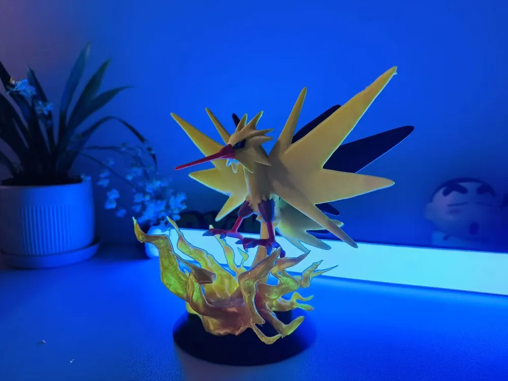 Pokémon — Zapdos (Multi-color Assembly) Zapdos Pokémon by 手残的Leo ...