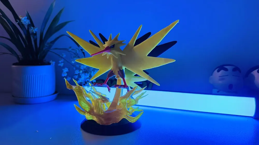 Pokémon — Zapdos (Multi-color Assembly) Zapdos Pokémon by 手残的Leo ...