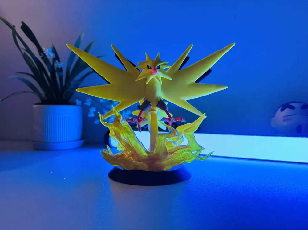 Pokémon — Zapdos (Multi-color Assembly) Zapdos Pokémon by 手残的Leo ...