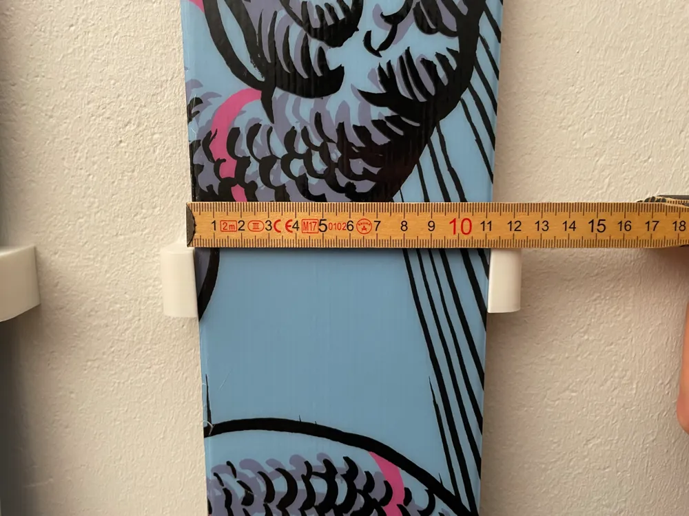 Ski wall mount by Niels - MakerWorld