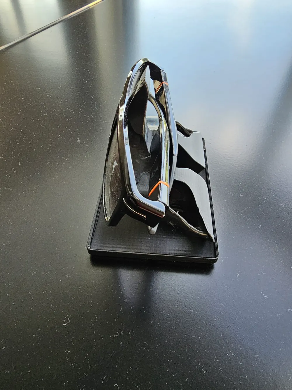 Gridfinity skull eyeglass holder Remixed by Azrael MakerWorld: Download ...