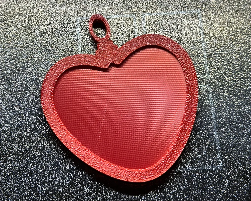 Heart Shaped Photo Frame Ornament Snap-Fit by Craftastic MakerWorld ...