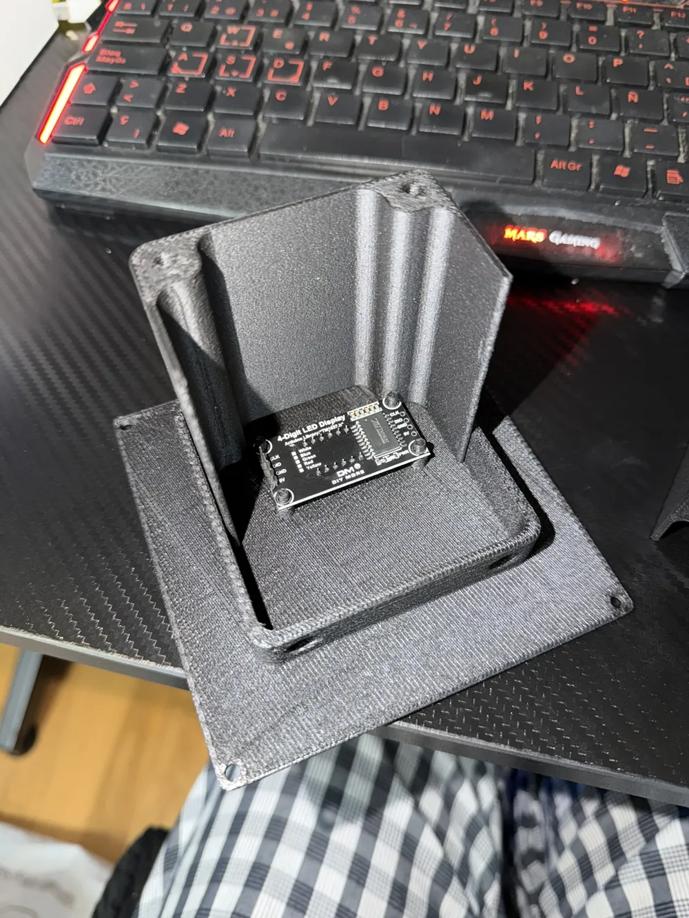 TM1637 Case - Free 3D Print Model - MakerWorld