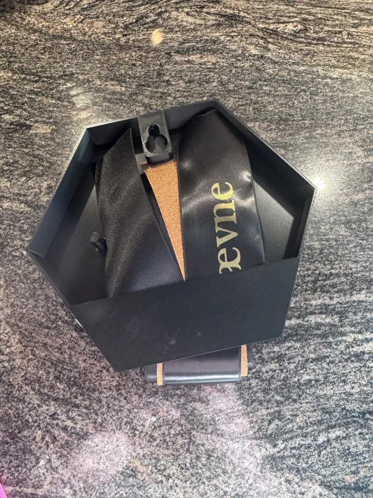 Ultimate Rosette Holder - Show the Glory - Free 3D Print Model - MakerWorld