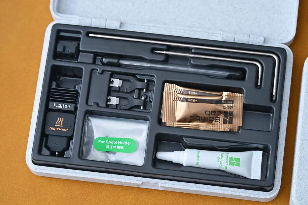 H2D Original Tool Box (Print-in-Place, No Assembly Required) by andy ...