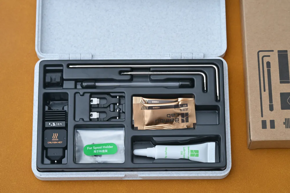 H2D Original Tool Box (Print-in-Place, No Assembly Required) by andy ...