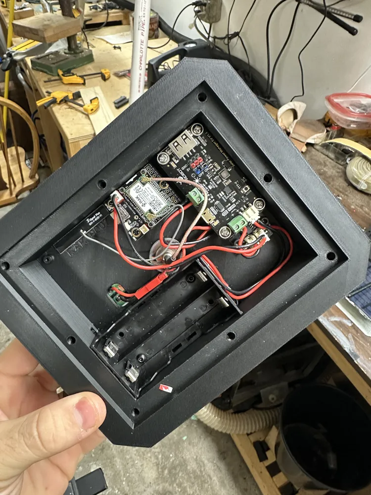 Meshtastic / Meshcore Car Roof Node - Free 3D Print Model - MakerWorld