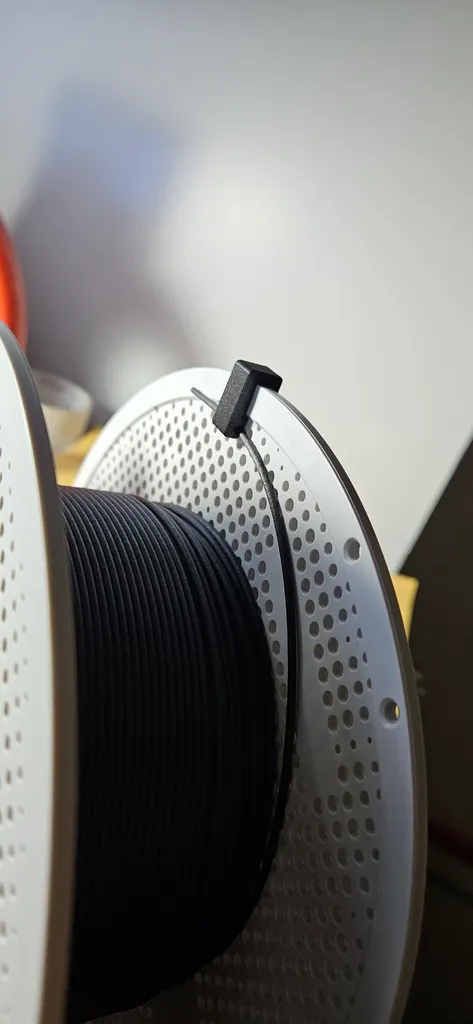 Universal Filament Clip for Bambu Lab Spool by ndefonte80 - MakerWorld