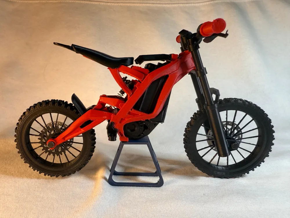 Mini Surron Light Bee X Scale (Electric Dirt Bike) by How2Random ...