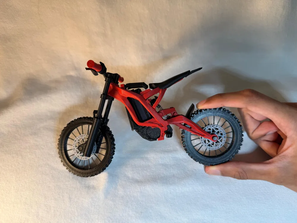 Mini Surron Light Bee X Scale (Electric Dirt Bike) by How2Random ...