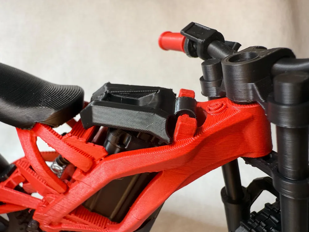 Mini Surron Light Bee X Scale (Electric Dirt Bike) by How2Random ...