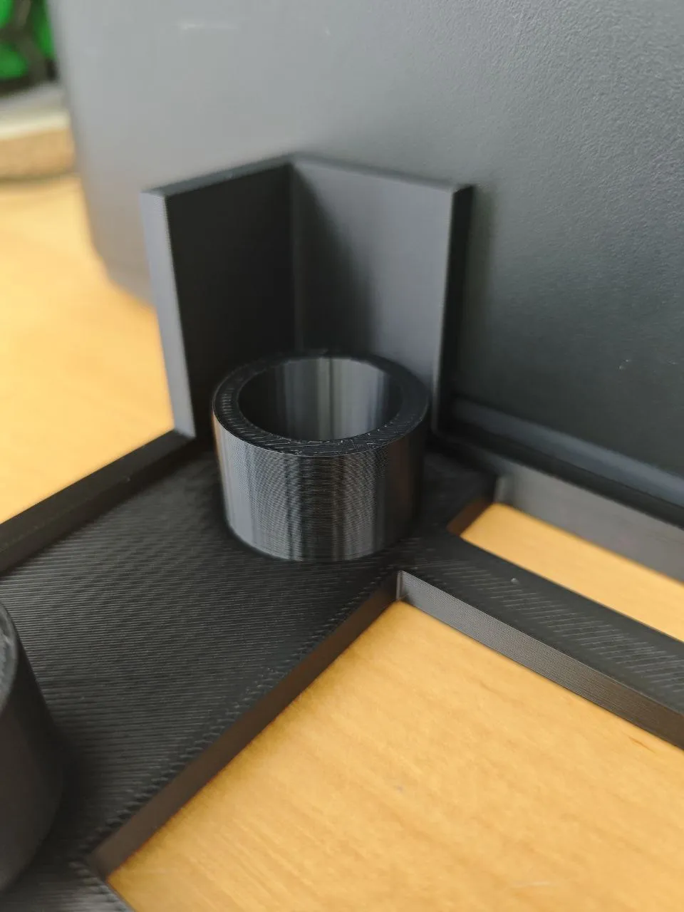 GratKit Filament Dryer Stability Base / Stand - Free 3D Print Model ...
