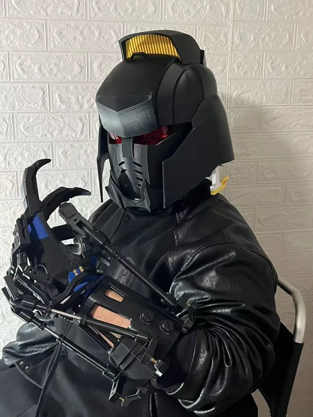 Exoskeleton Helmet 2.0 Released by 夏烬余风 MakerWorld: Download Free 3D Models