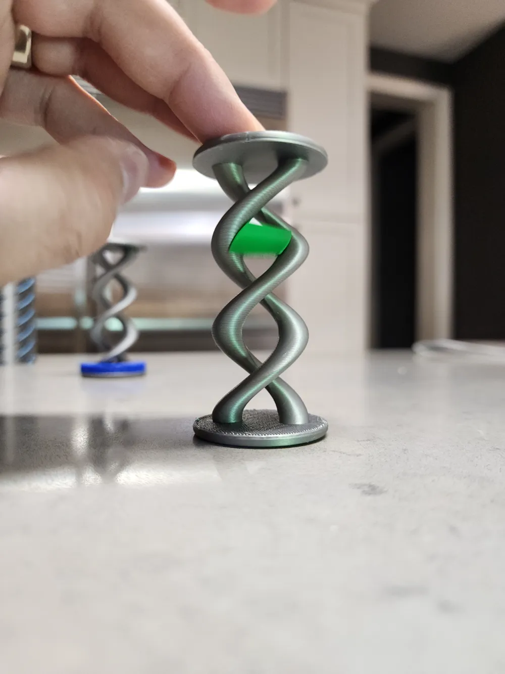 Double Helix DNA Fidget - Wedge version by SunM MakerWorld: Download ...