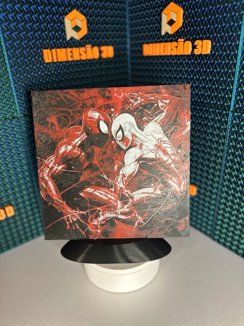 Spider-Man vs Spider-Gwen - HUEFORGE by HaZe6630 - MakerWorld