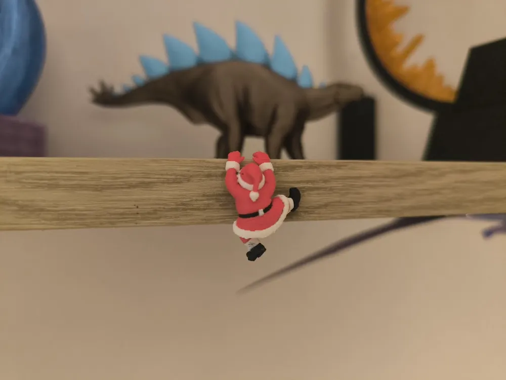 Climbing Santa Claus - Free 3D Print Model - MakerWorld
