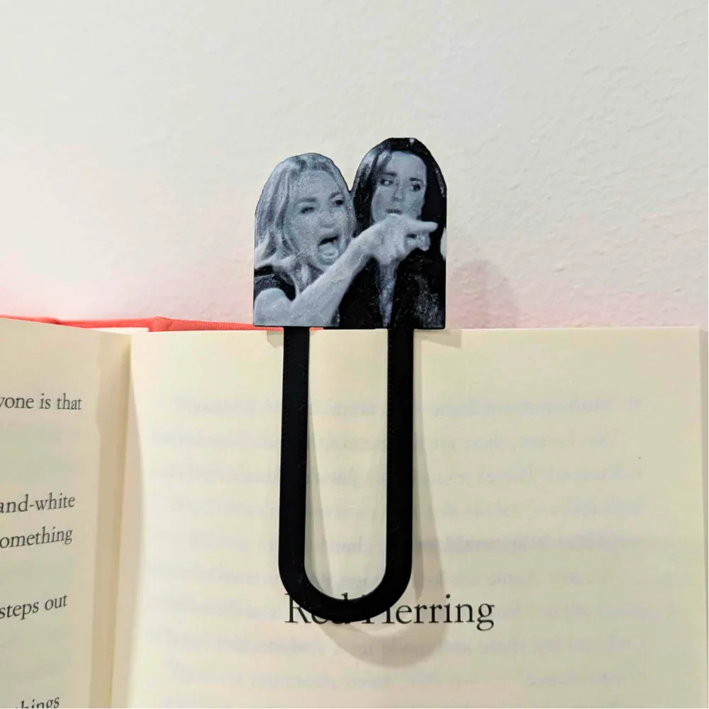 Confused Cat at Dinner Meme Slip-On Bookmark Set - Free 3D Print Model - MakerWorld