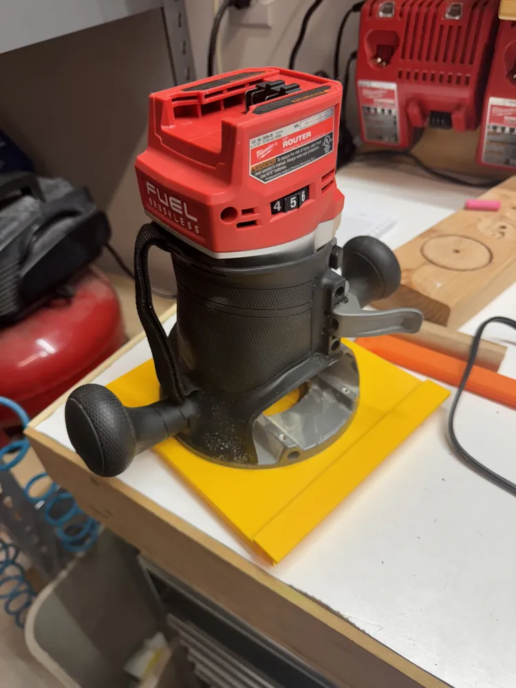 M18 1/2" Router Festool Rail Adapter by TheJadedCynicMakerWorld ...