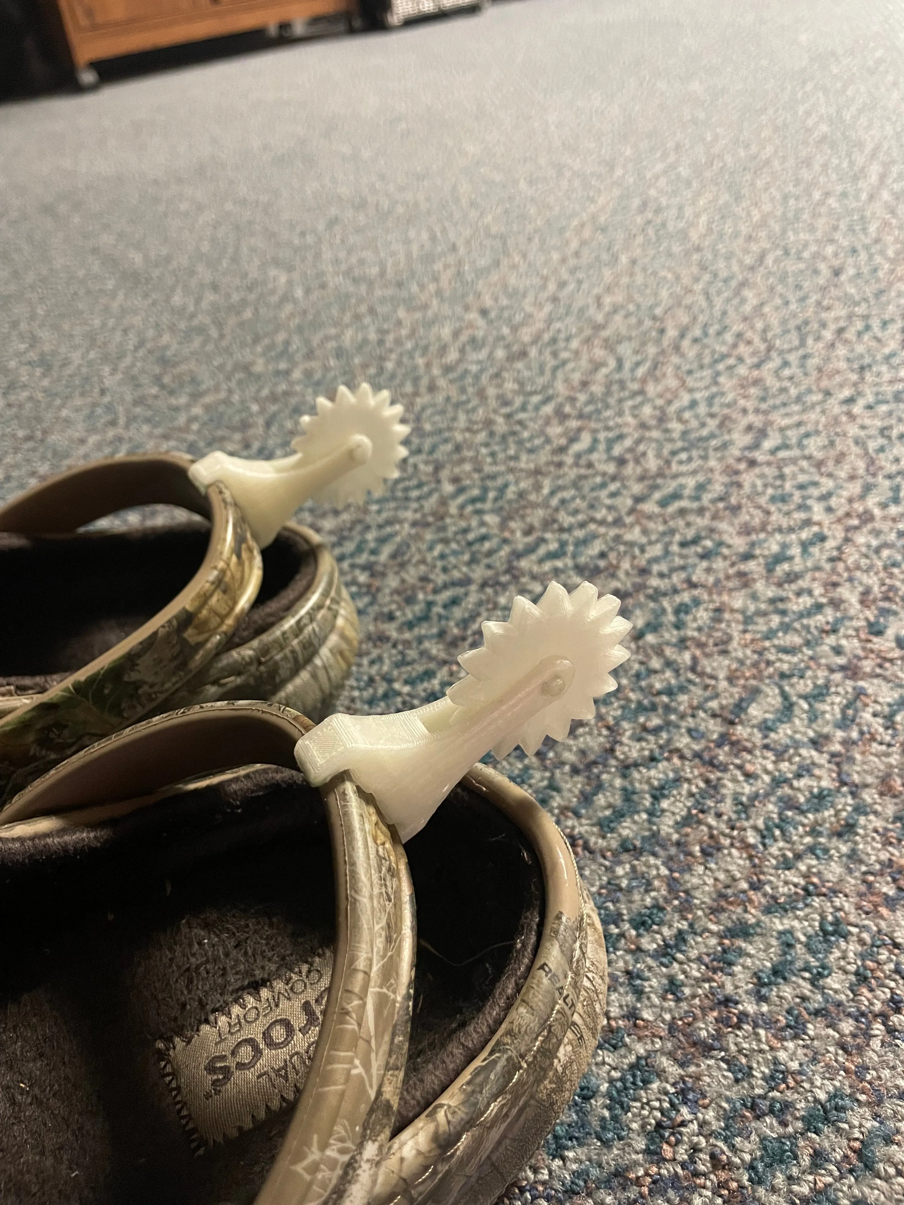 Crocs Spur - Free 3D Print Model - MakerWorld