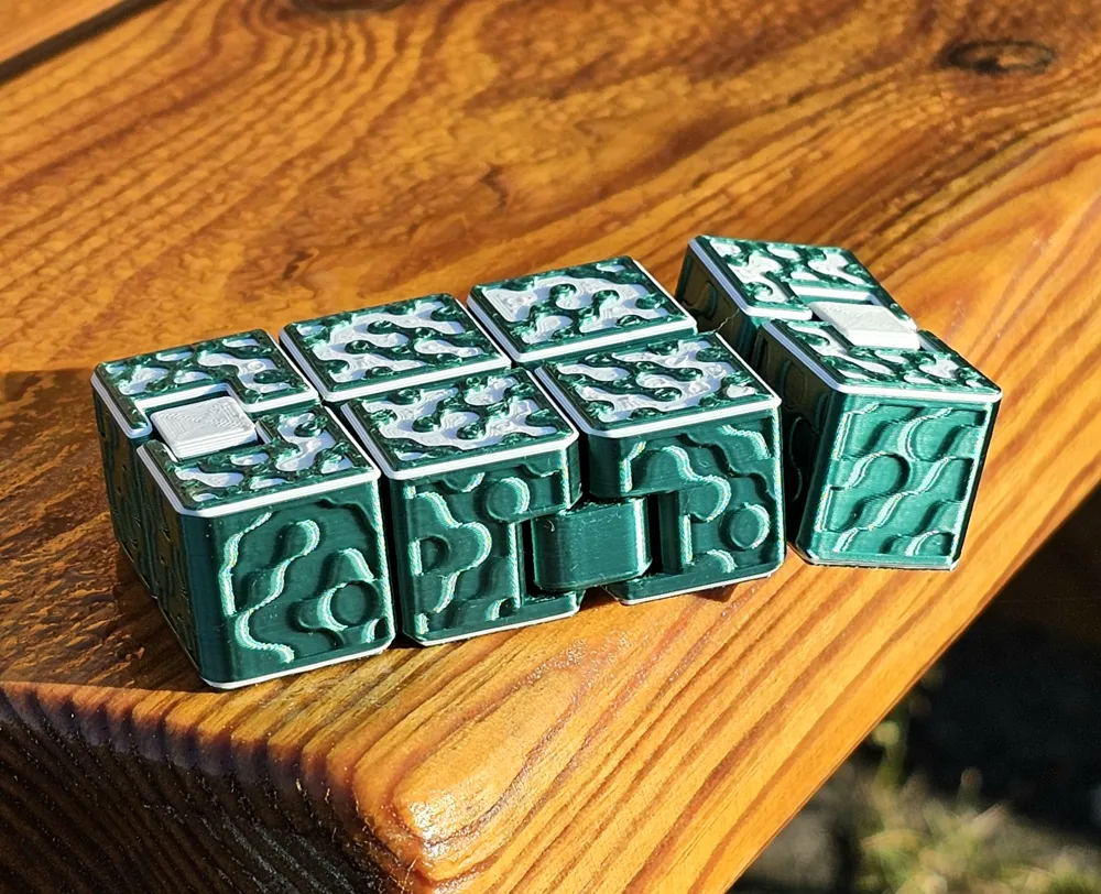 BioCell 无限魔方解压玩具 (一体打印) 来自 Mr_Andre MakerWorld：免费下载 3D 模型
