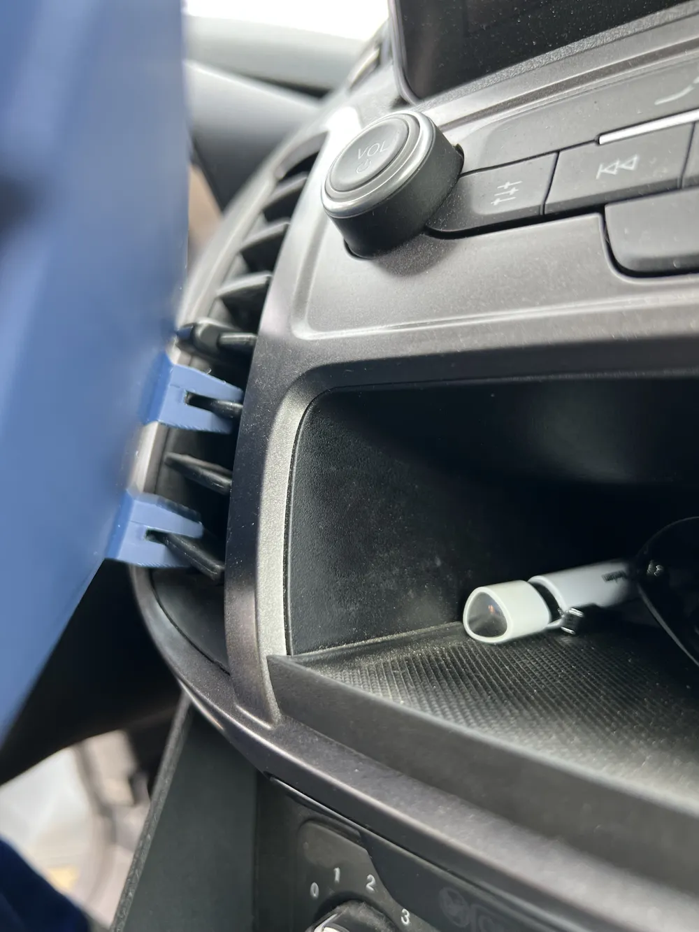 Ford transit phone standaard vent version by mario_3dp MakerWorld ...