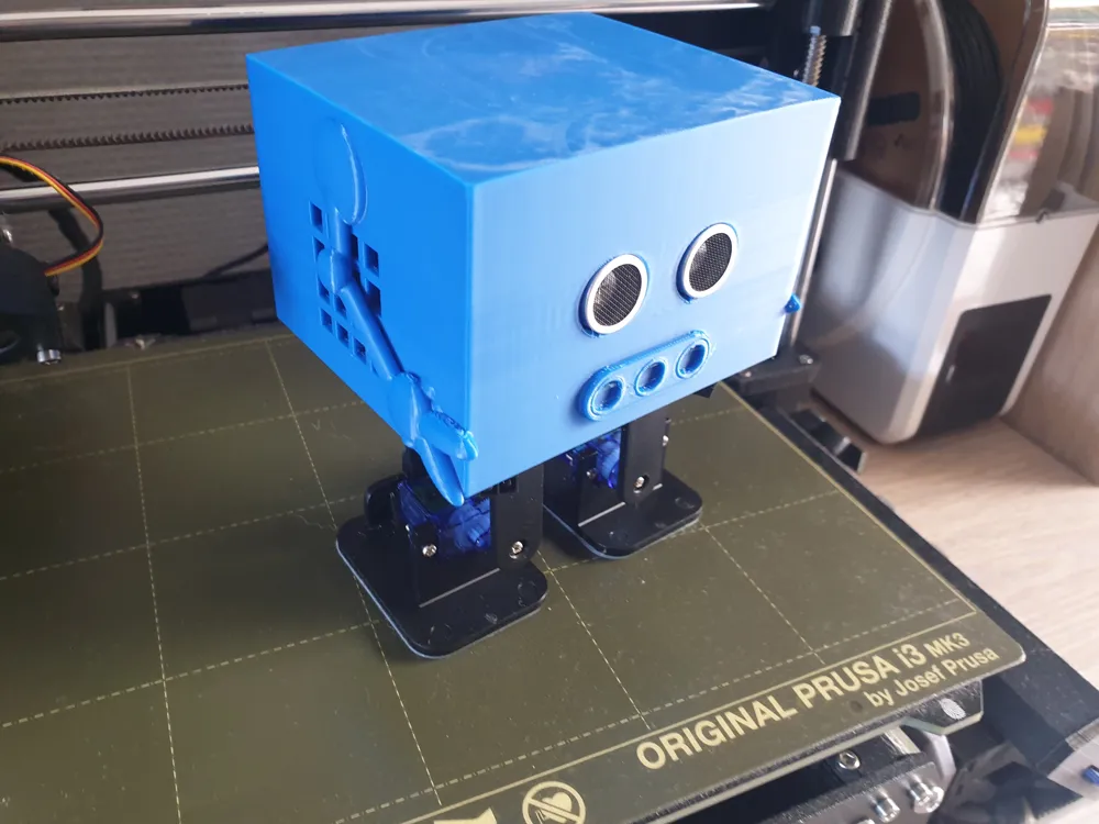 Casque pour robot pingouin - Helmet for penguin bot V2.0 by minivanbuzz ...